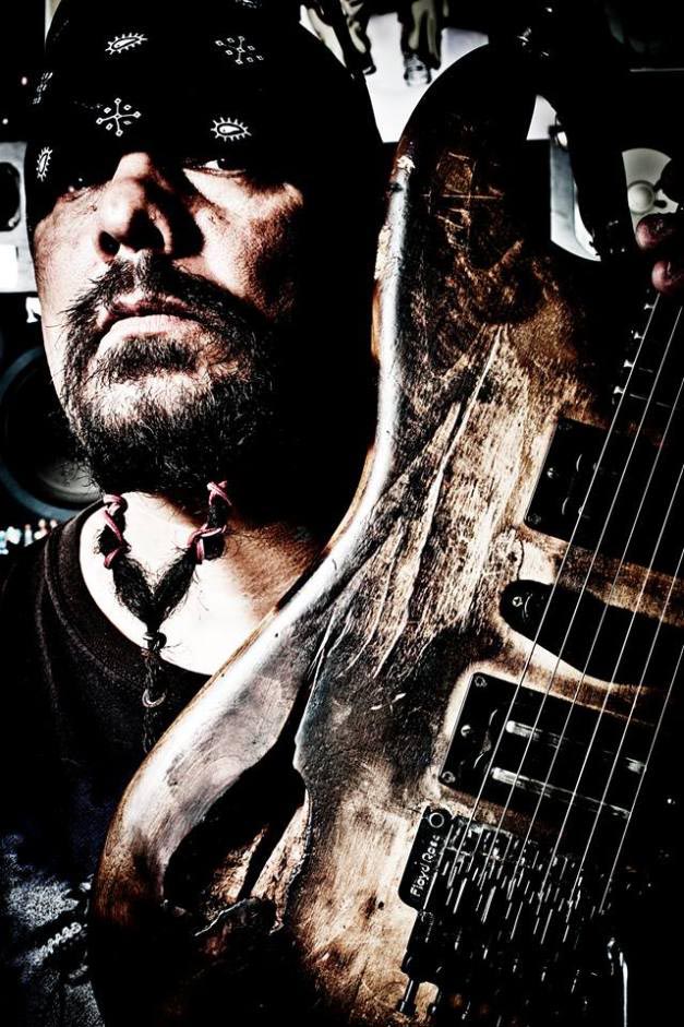 Zona Rock Dan Metal : TRACY G