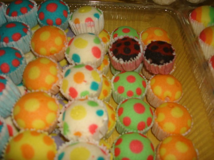 Madam R's Kitchen: Fancy Rainbow or Ladybug Apam