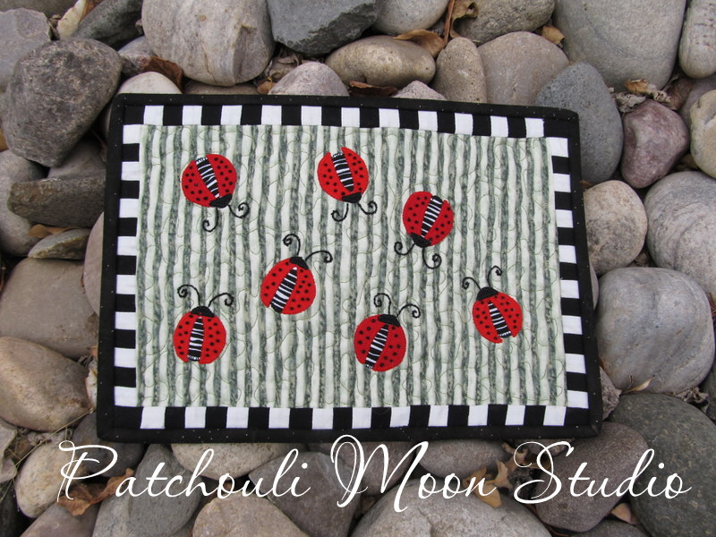 Patchouli Moon Studio: April Showers Mug Rug Blog Hop