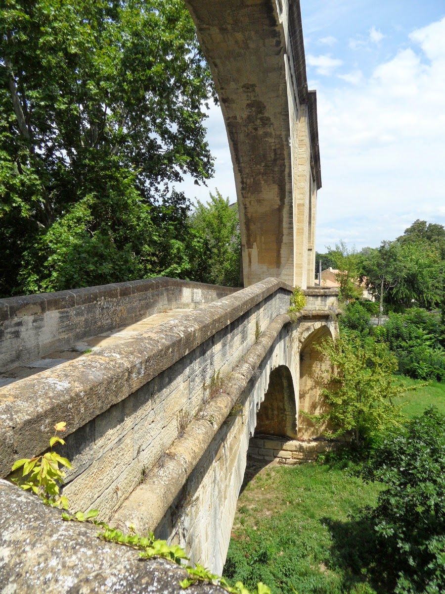 The Happy Pontist: French Bridges: 6. Carpentras Aqueduct