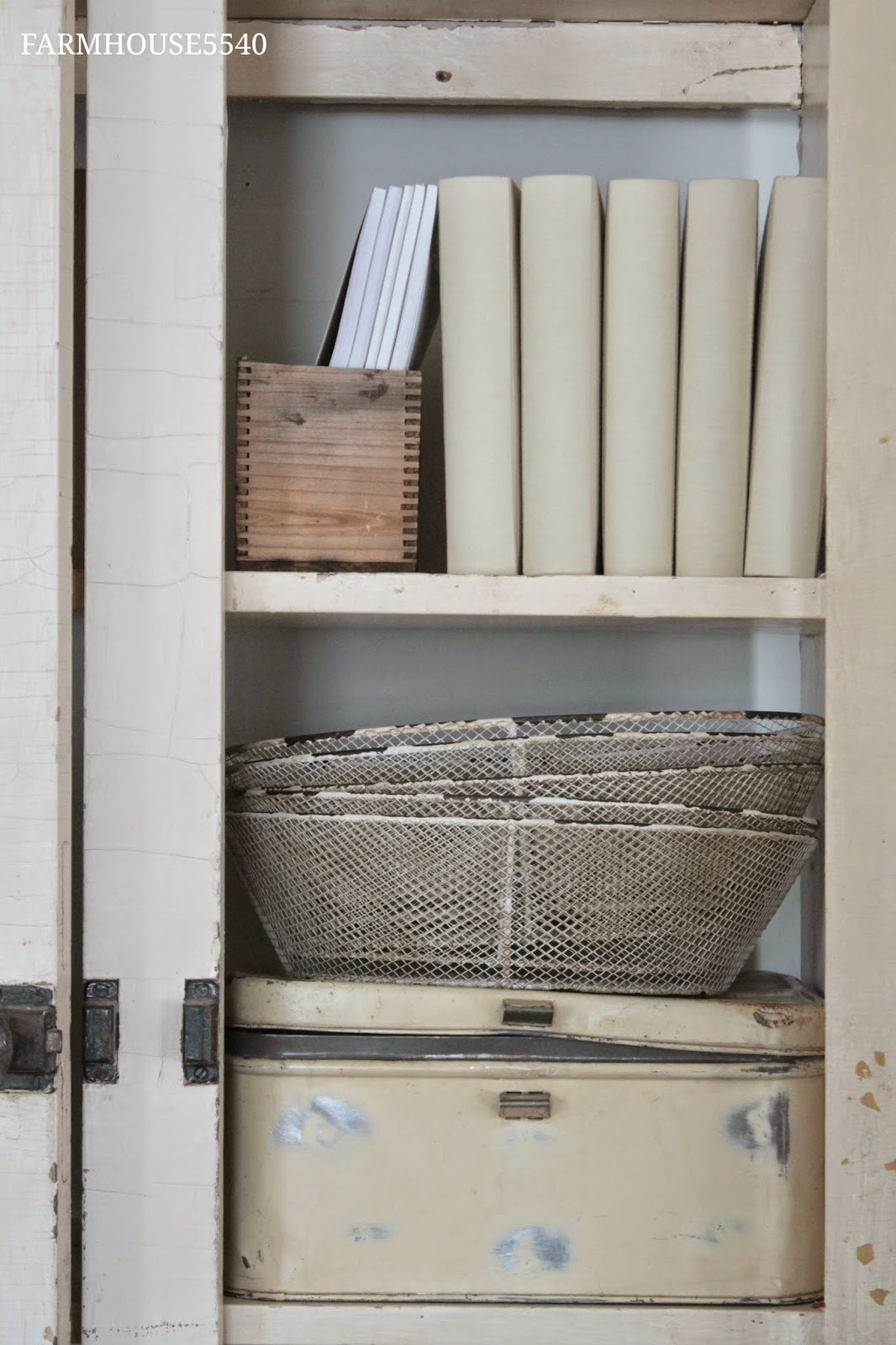 FARMHOUSE 5540: Farmhouse Friday ~ Farmhouse Storage