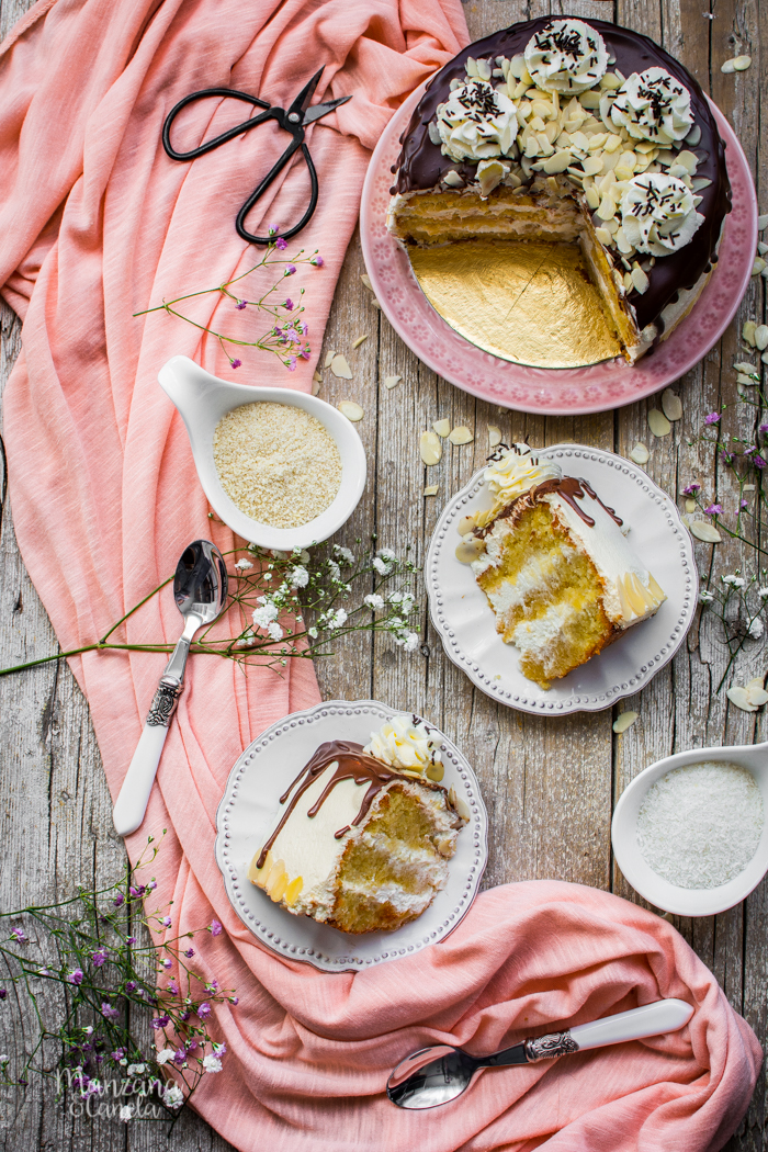 Manzana&Canela: Tarta de almendra y coco con chocolate. Receta sin gluten.