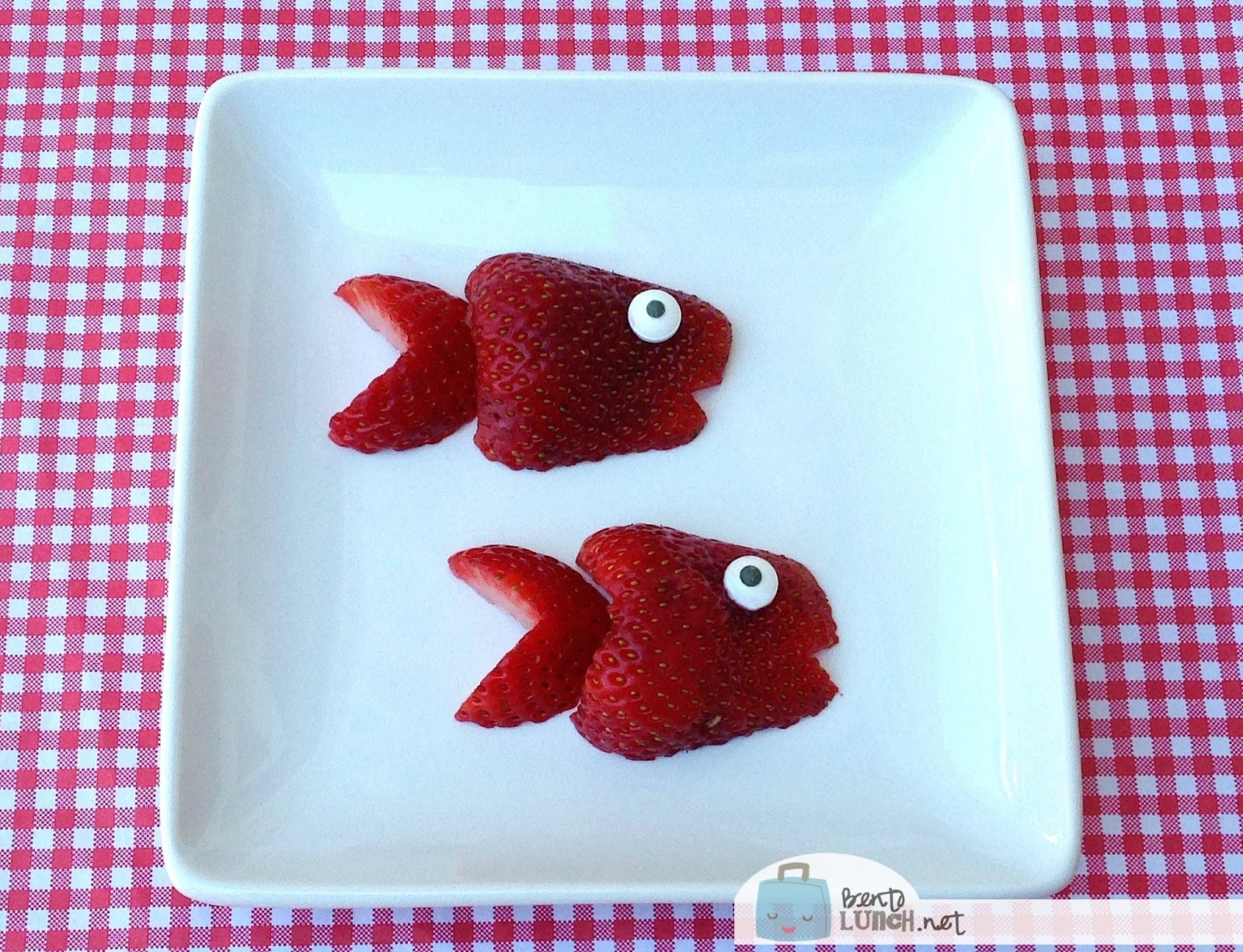 Make Strawberry Fish!