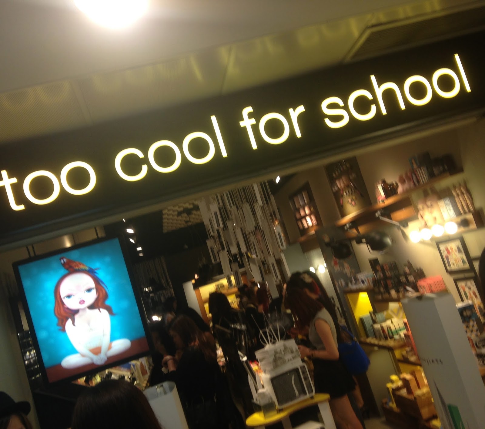 kisses 'n' smiles from me xx ;-): Too Cool For School