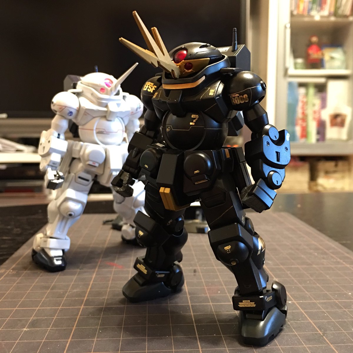 GUNDAM GUY: HG 1/144 Grimoire Unicorn & Banshee - Customized Build