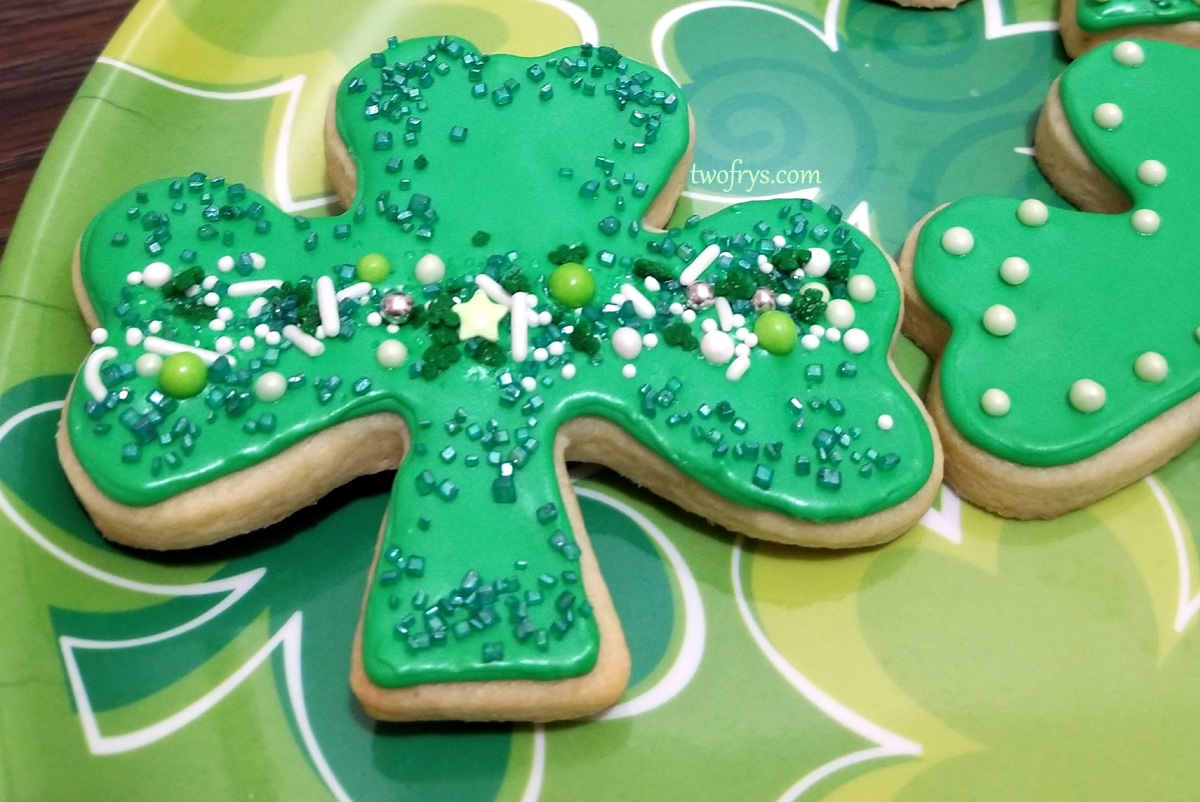 Two Frys: Key Lime Shamrock Cookies