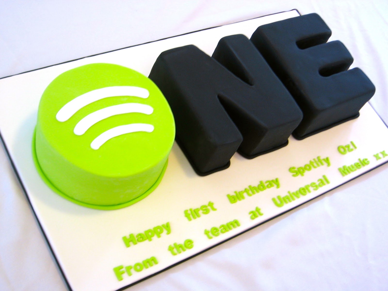 Rachel Warner Cakes: Spotify 1st Birthday Cake