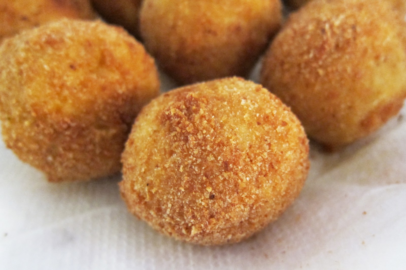 Bloatal Recall: Arancini (Fried Stuffed Rice Balls)