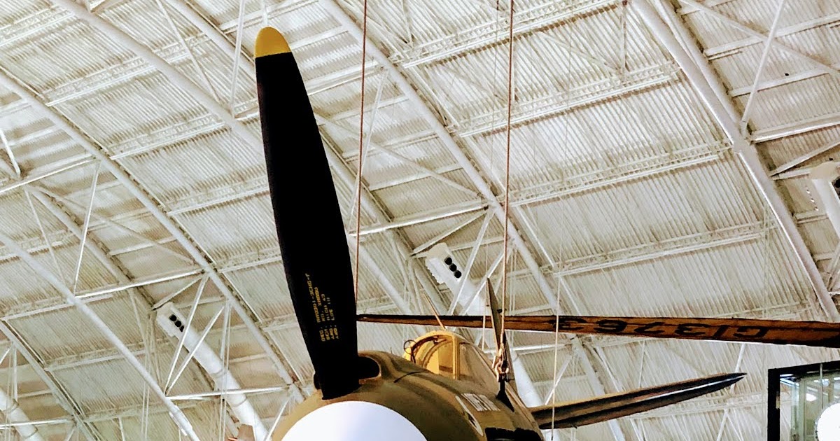 Walking Arizona: Curtis P-40 E Kittyhawk