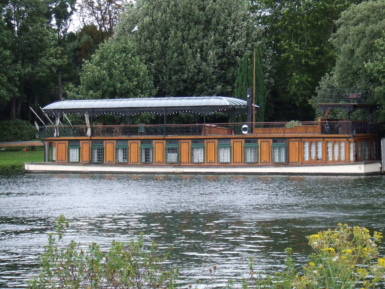 Guitar Snob: David Gilmour's Recording studio