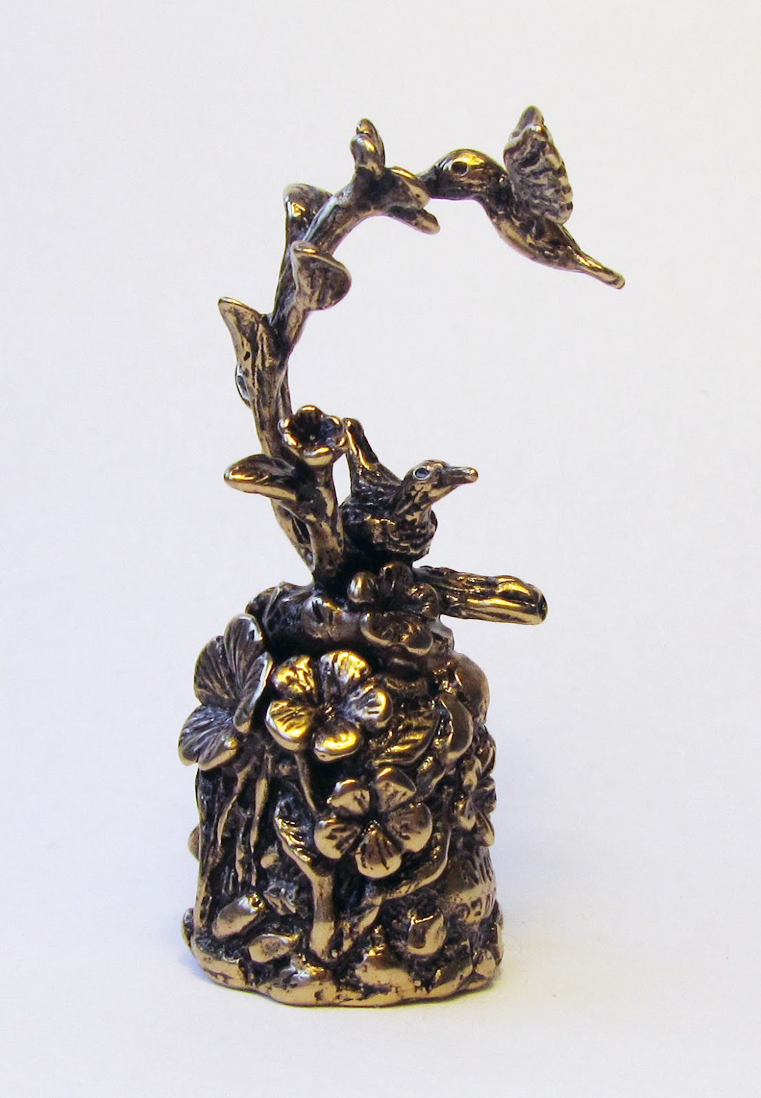 За дверью сей мои несметные богатства: Бронзовые наперстки Даниэля ...