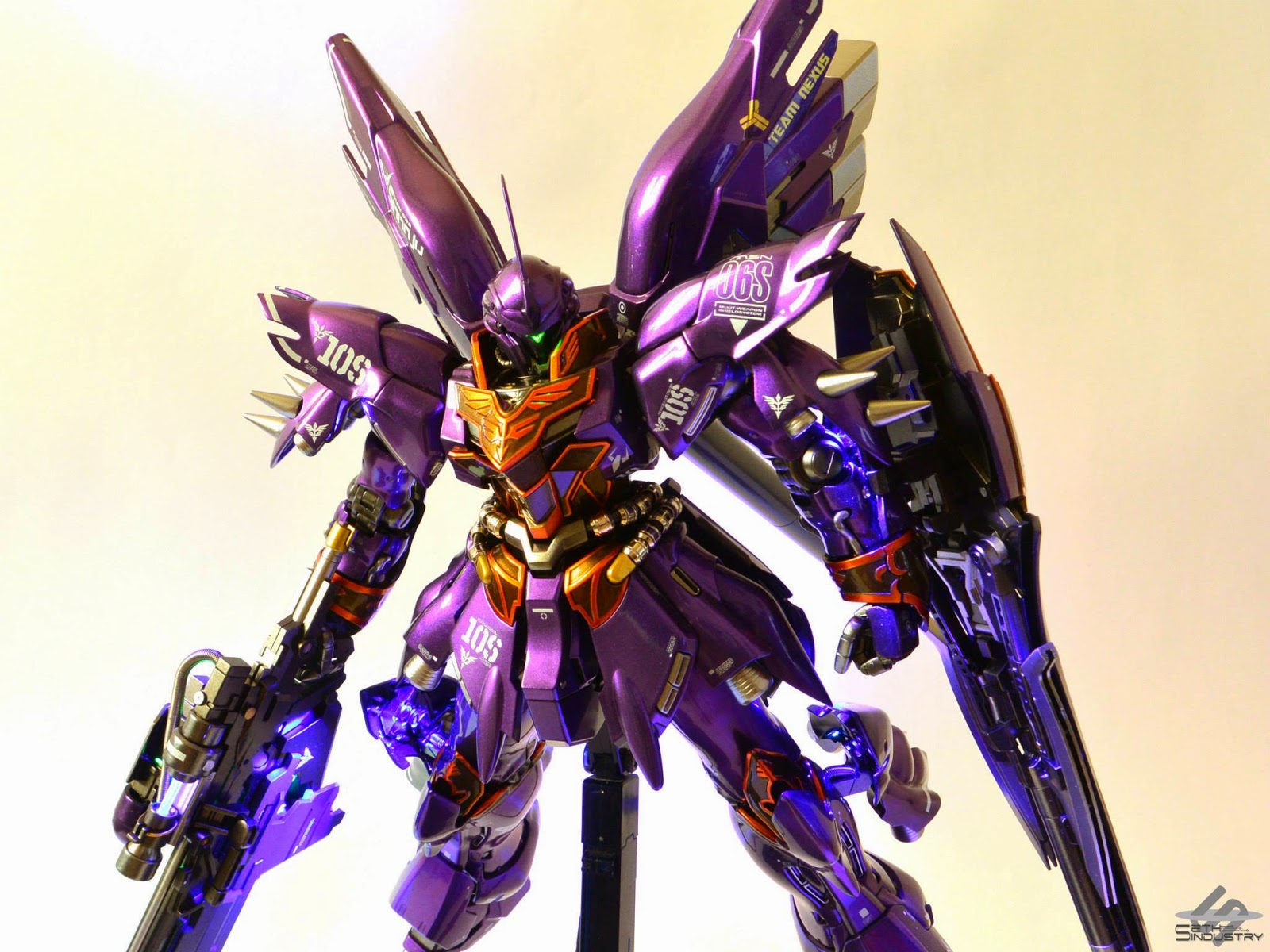 Custom Build: MG 1/100 MSN-06S Sinanju "Hybrid" + Full LED - Gundam ...