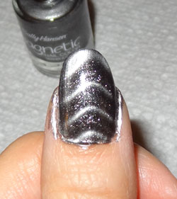 Nail Art Tuesday: Magnetic Silver & Burgundy