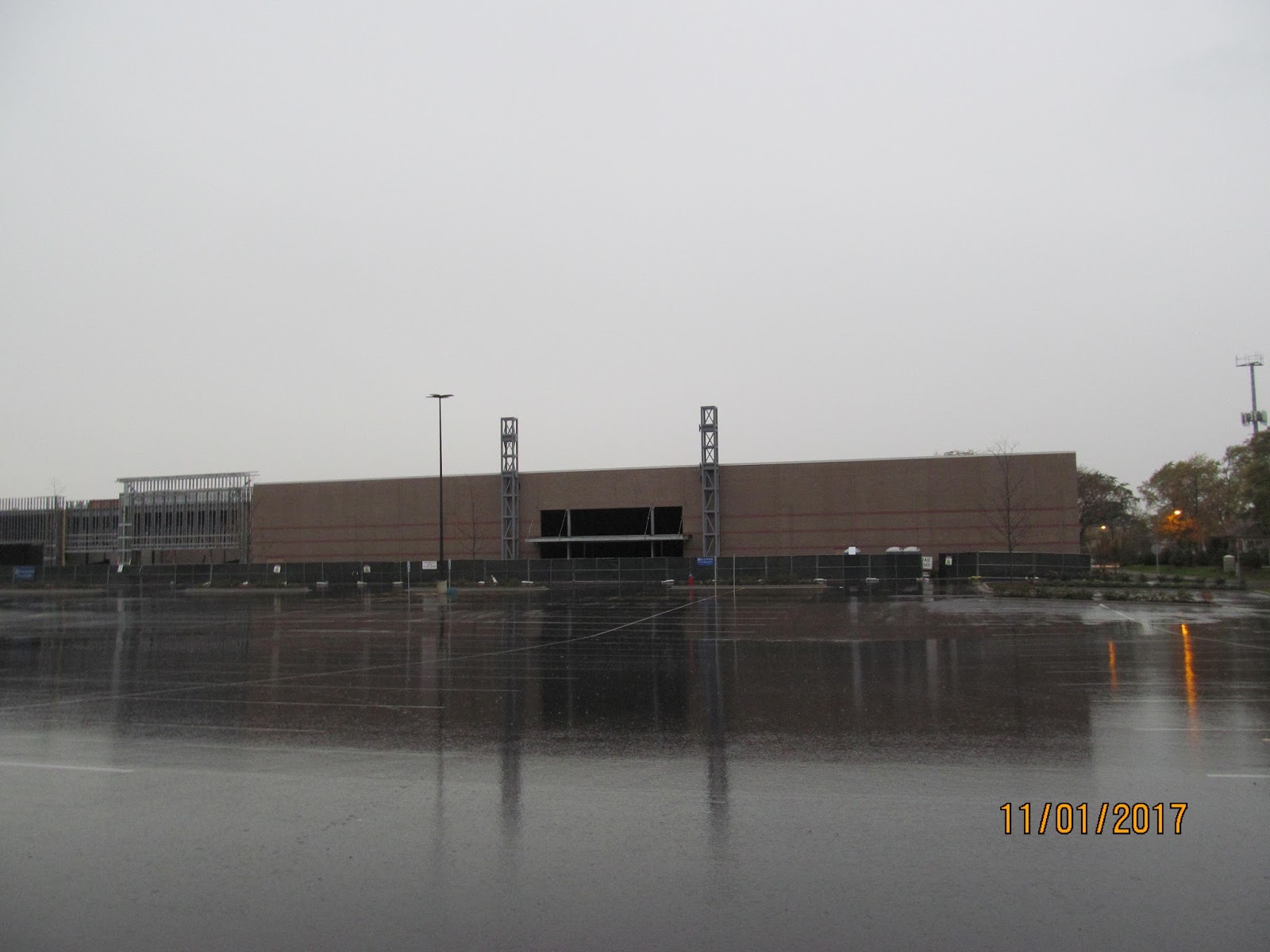 Trip to the Mall: The Plaza In Evergreen Park Update: 11/2017