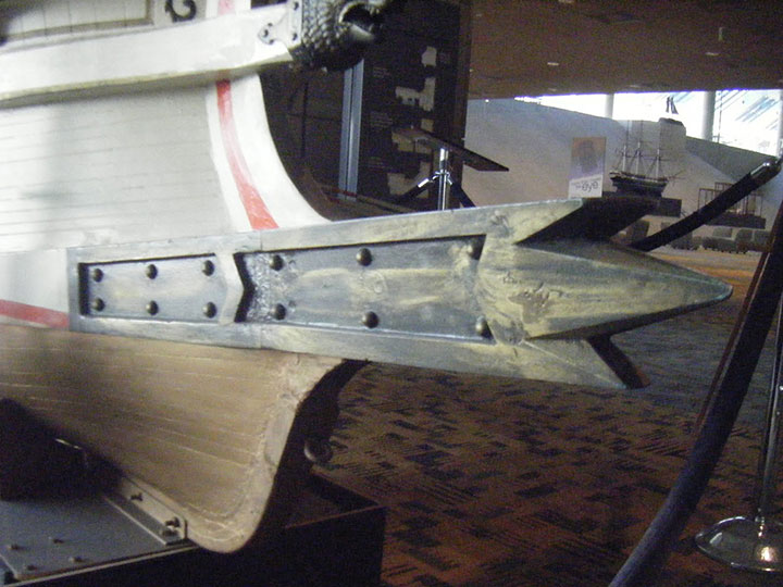 PEPLUM TV: BEN-HUR Roman War Galley model