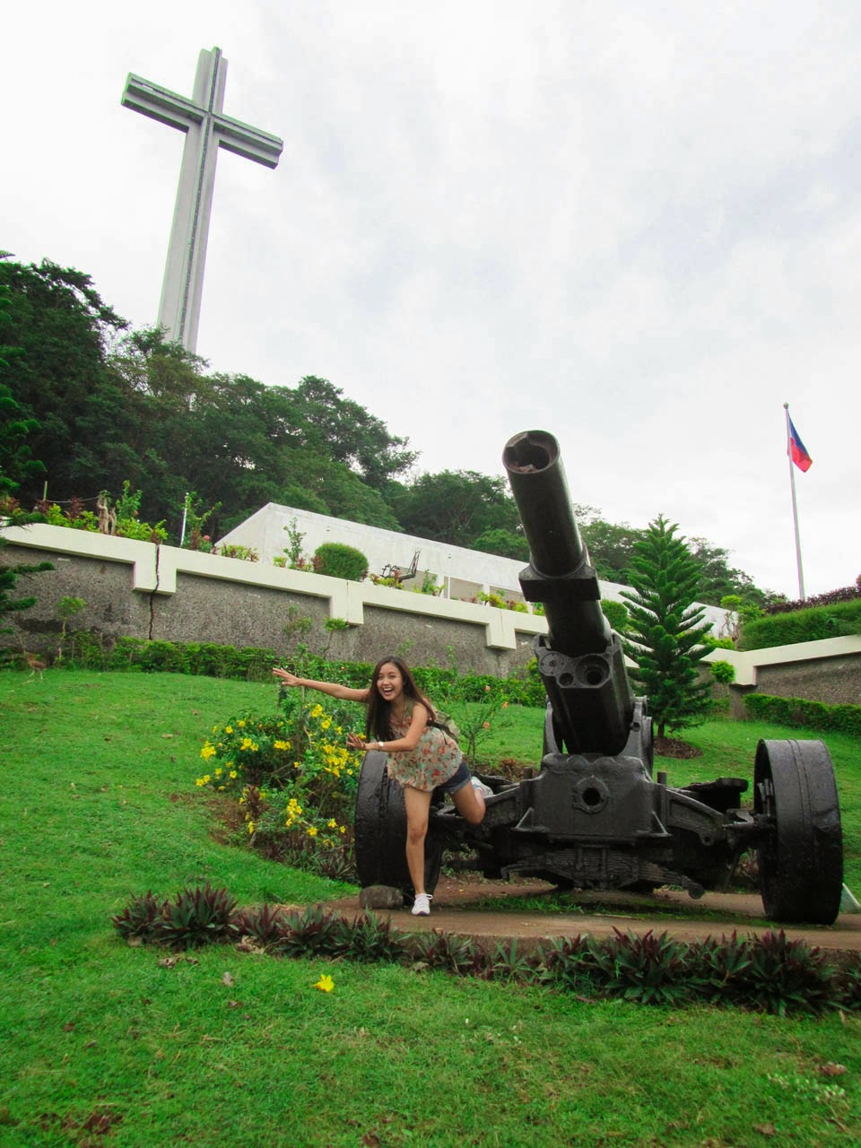 The Quaint Traveler: Dambana ng Kagitingan (Mount Samat Shrine), Pilar ...