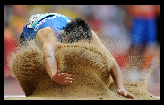 Student Sports Zone: THE “LONG JUMP” EXPLAINED IN A NUT SHELL