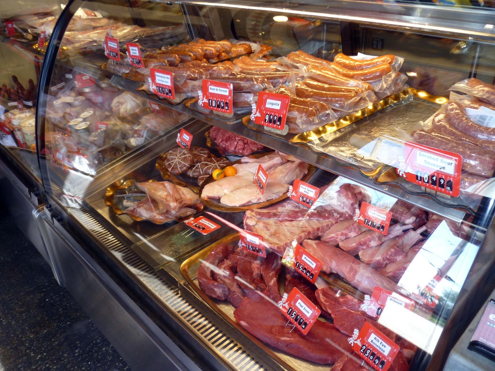 MAD MEAT GENIUS: EL SALCHICHERO