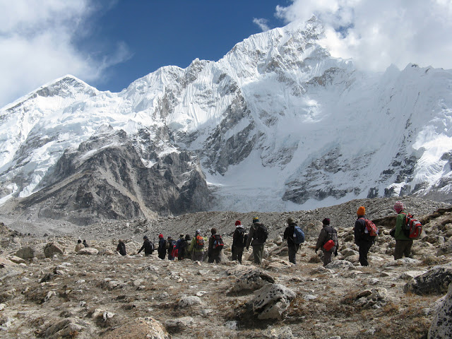 Tibetan Buddhism and Culture: The Epic of King Gesar Ling