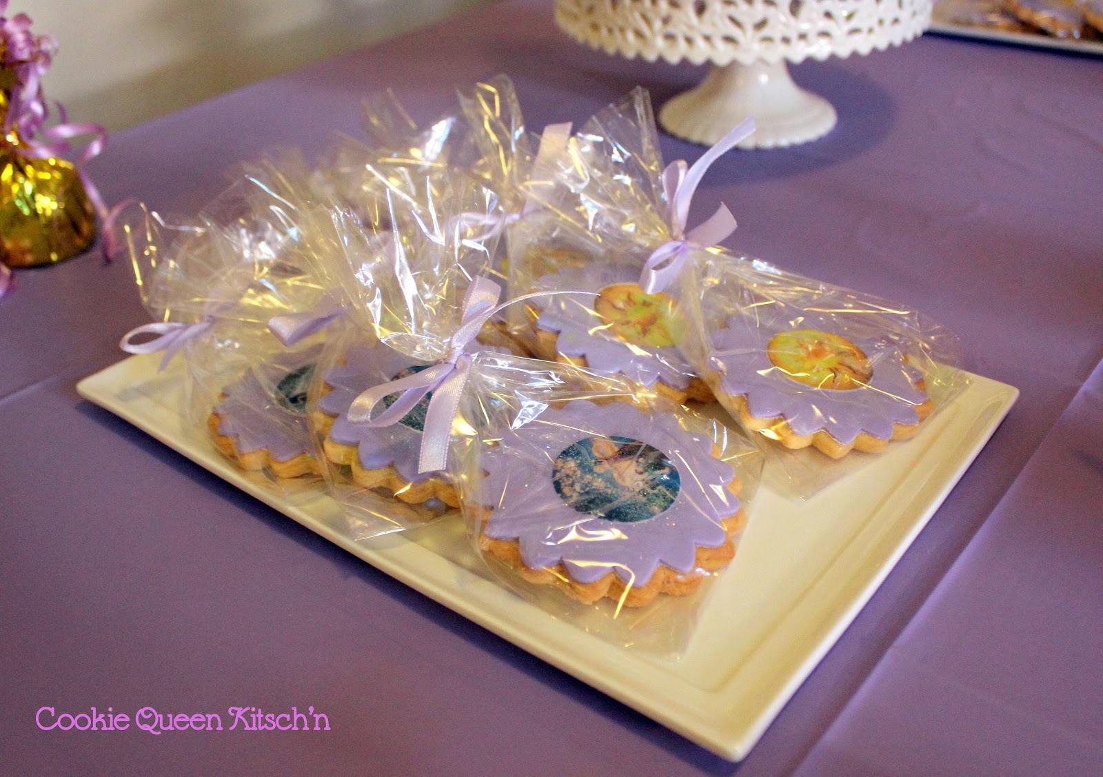 Cookie Queen Kitsch'n: Challenge No 8 - Tangled / Rapunzel Cake and ...