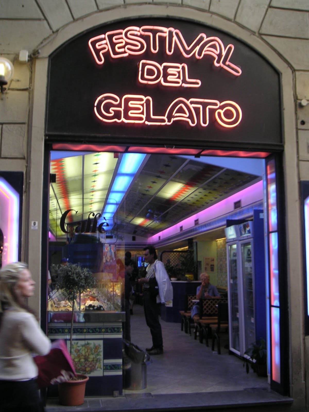 Tuscumbria: A Quick Guide to Gelato