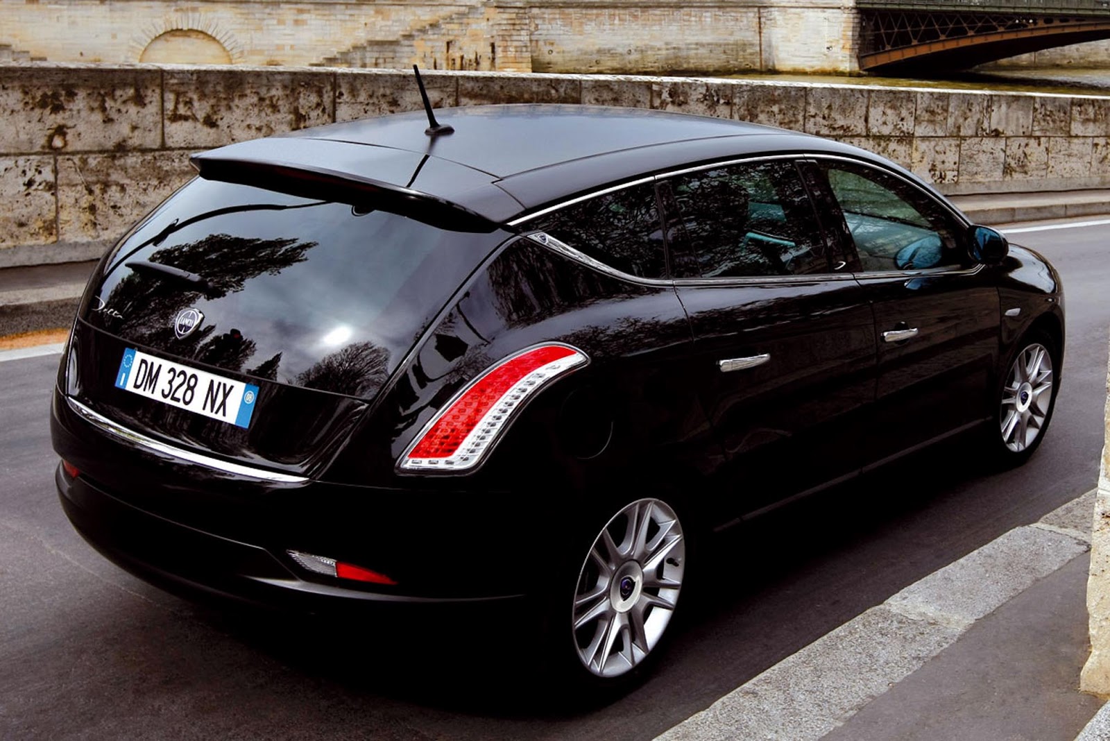 Automobiles : tout savoir sur les marques: Lancia Delta