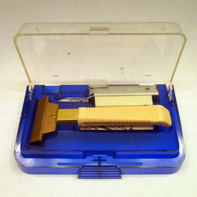 Jayaruh Shaving: Razor Aquisition Disorder (RAD)