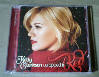 CD: Kelly Clarkson - Wrapped In Red (Deluxe Edition) [Brasil] - My ...