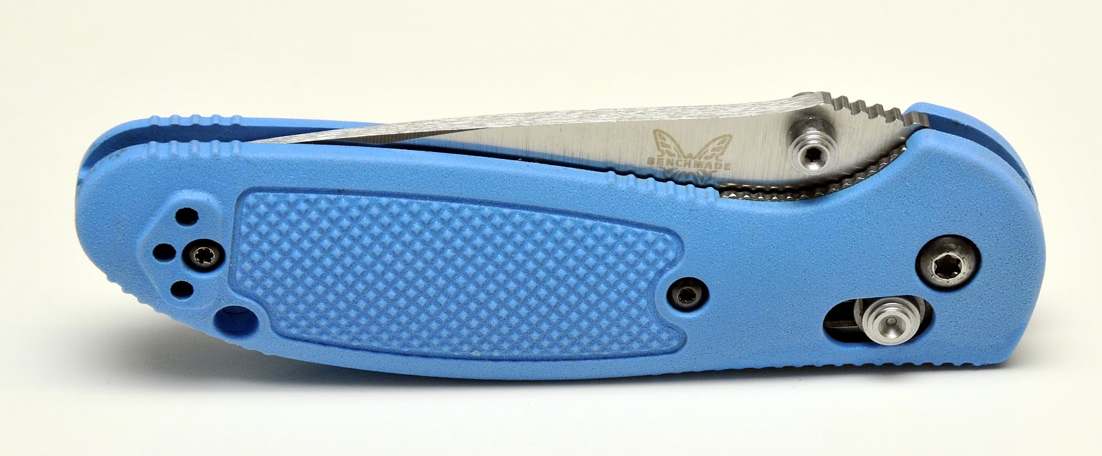 Piratices: Review - Benchmade 556 Mini-Griptilian