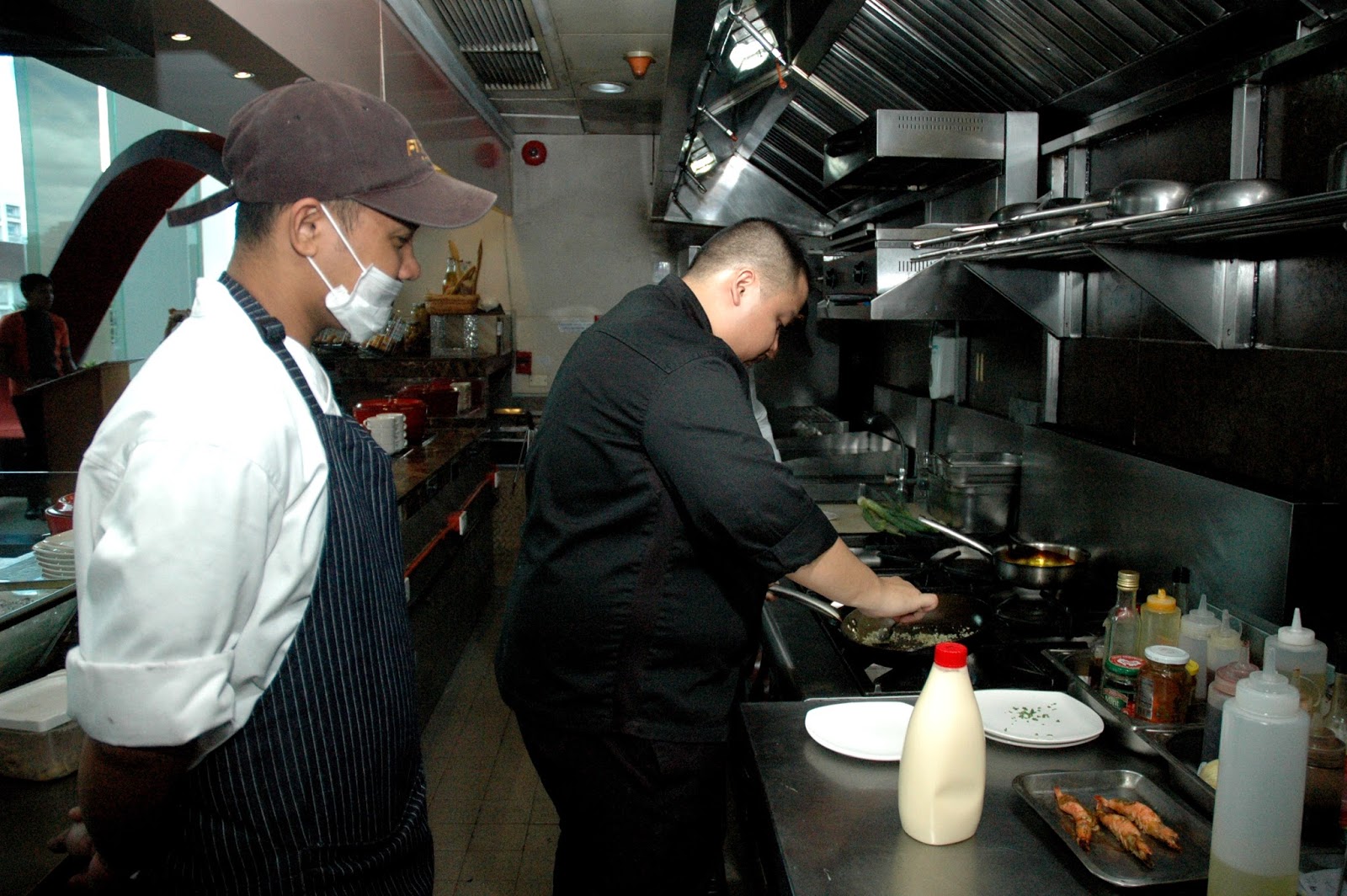 DUDE FOR FOOD: An Easter Weekend Staycation at F1 Hotel Manila