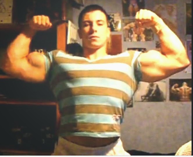 the beauty of male muscle: Lorenzo