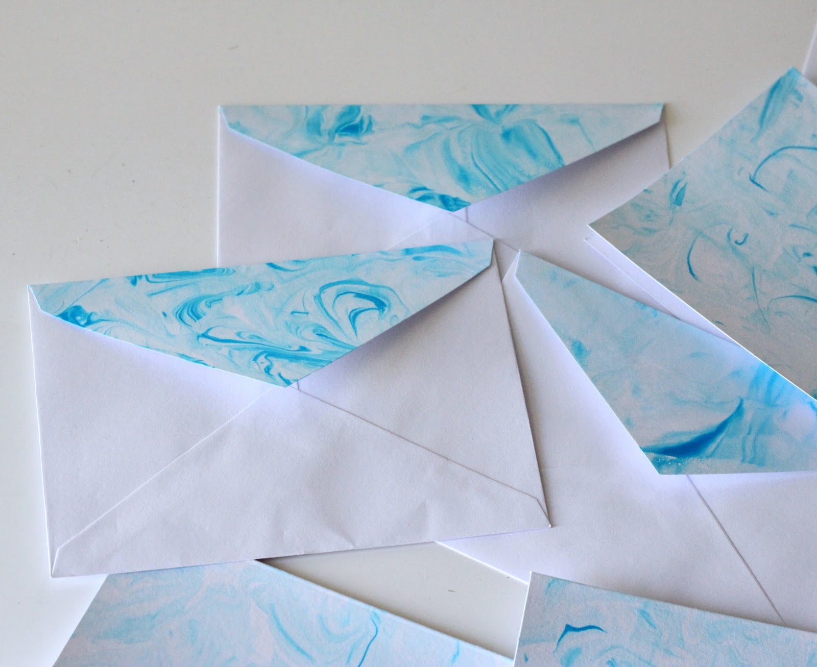 DoLeeNoted: DIY Christmas gifts: dip-dye, marbled paper, and stenciled ...