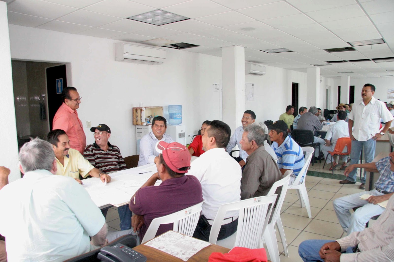 ZihuacostaS ...........: Integran plan rector del consejo municipal del man