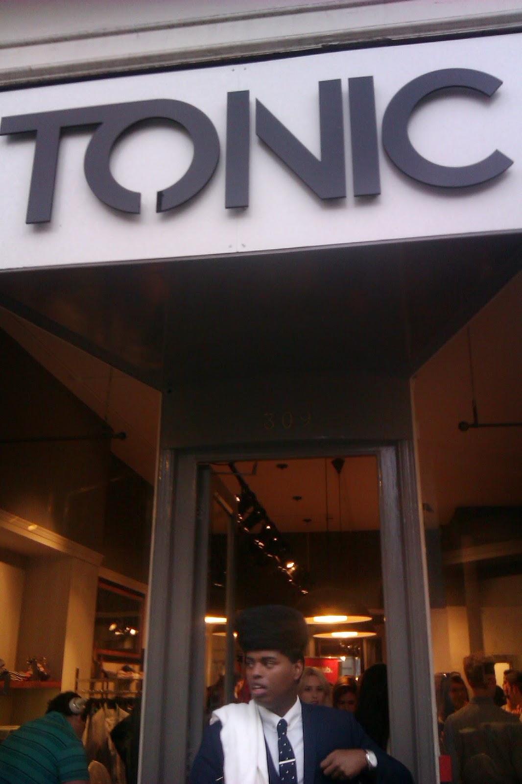 frumpy to funky: TONIC Clothing Event