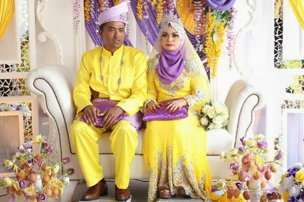 ...Nafira Sayang...: ...Beriadah Di Homestay Dan Majlis Bersanding...