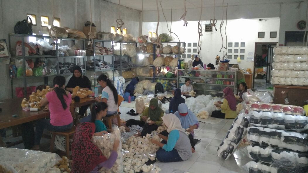 PABRIK PRODUKSI BONEKA - PABRIK BONEKA