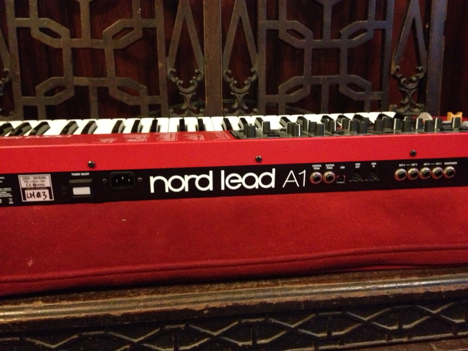MATRIXSYNTH: Nord Lead A1 Analog Modelling Synthesizer