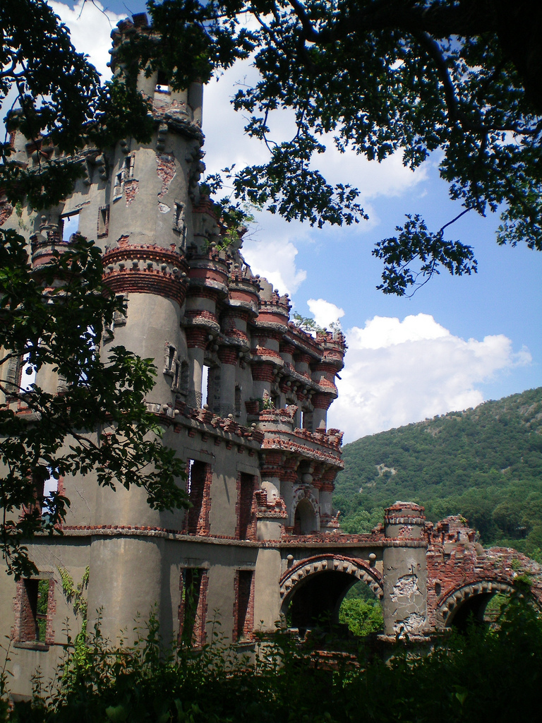 The Ruins of Bannerman's Island ~ Kuriositas