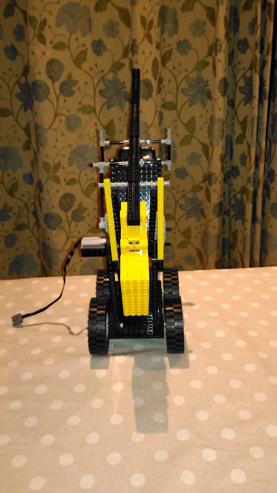 Paul's Geek Dad Blog: Step Counter Cheating Machine