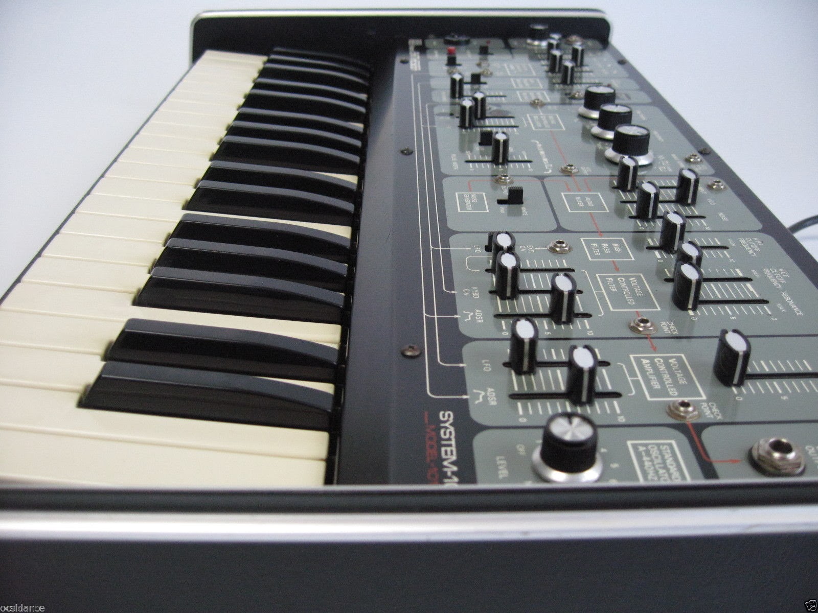 MATRIXSYNTH: ROLAND SYSTEM 100 MODEL 101