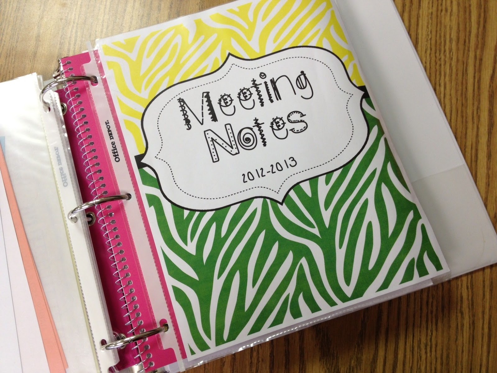 Stacie's STEM Classroom: Teacher Binder FINISHED!