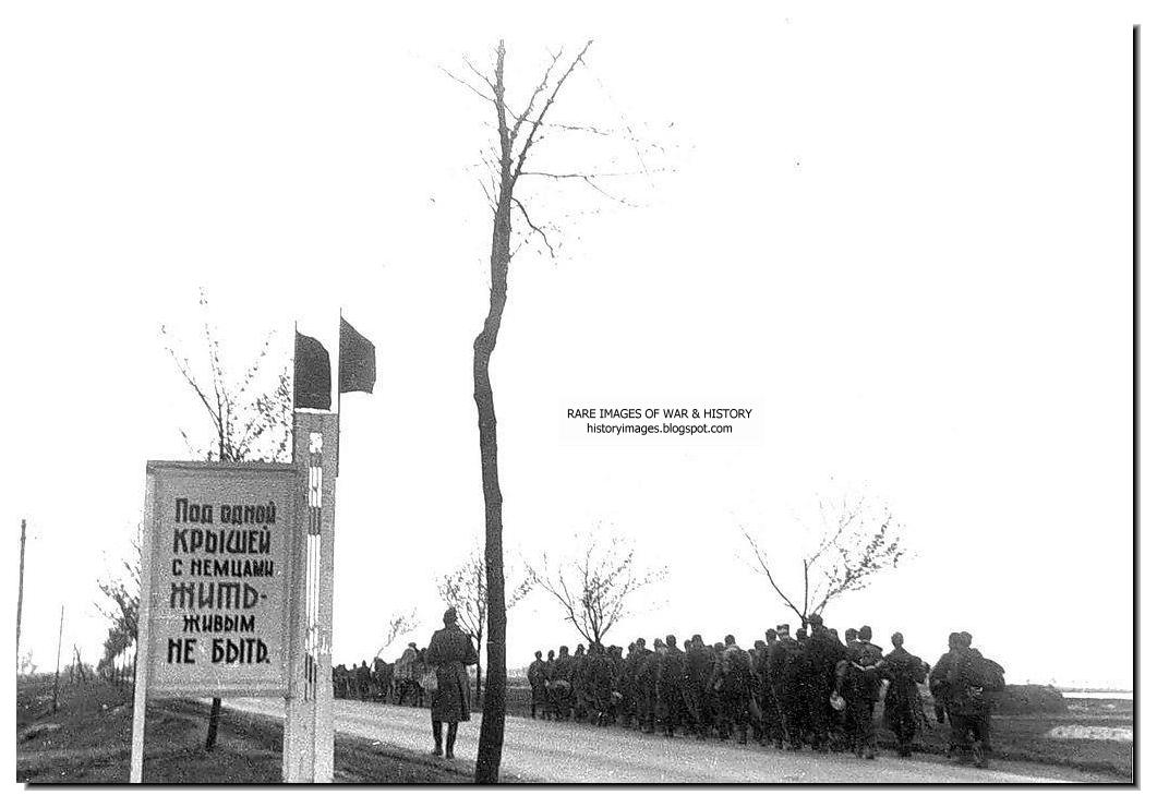 HISTORY IN IMAGES: Pictures Of War, History , WW2: 1945: As The Soviet ...