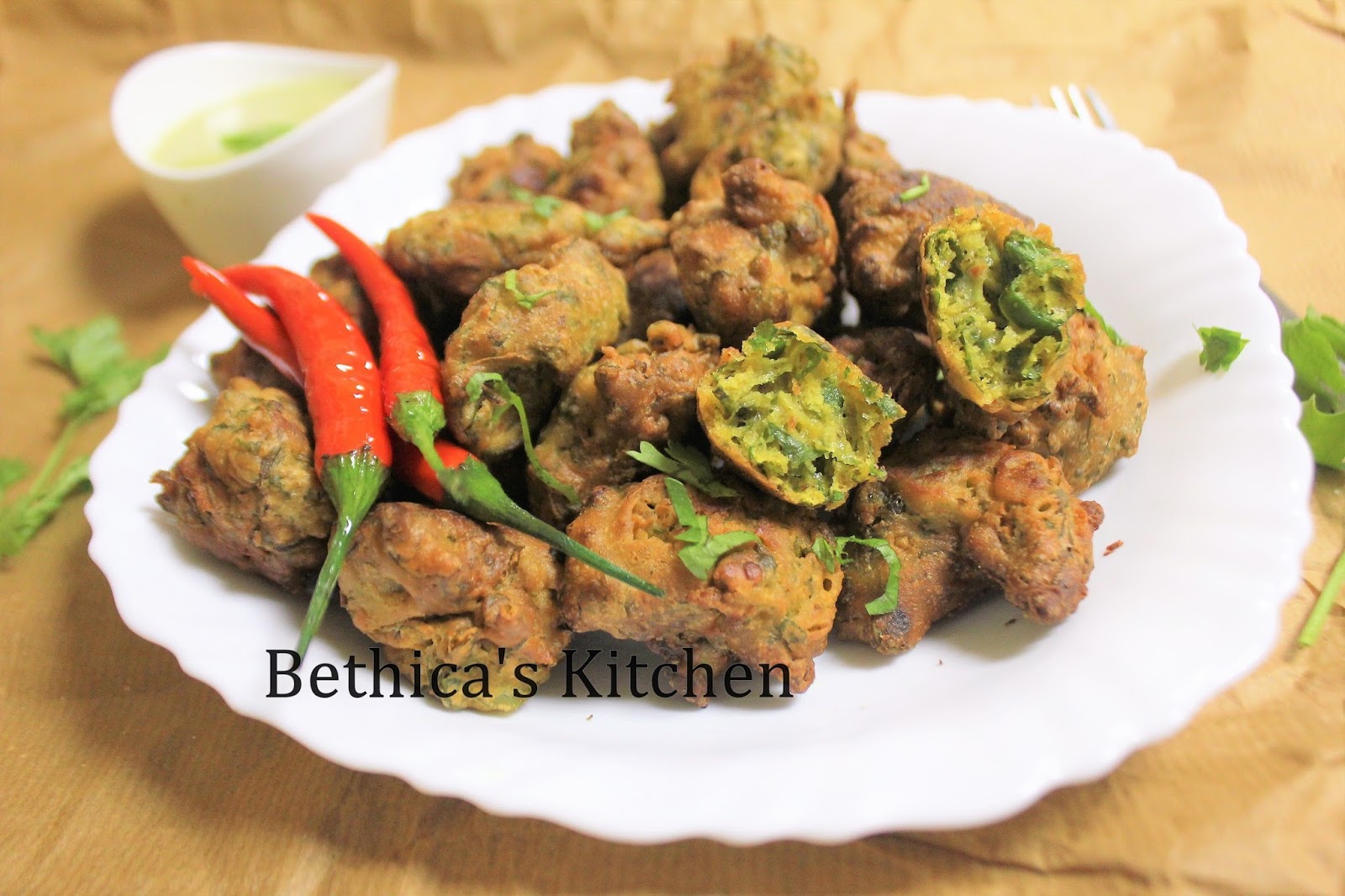 Bethica's Kitchen Flavours: Methi Na Gota (Fenugreek Leaves Pakoras ...