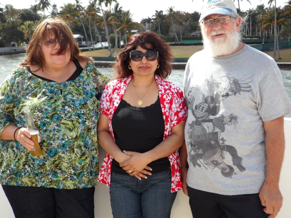 SRI LANKAN TASTE Fashion Magazine: Sumana Gomas Photo Album from USA