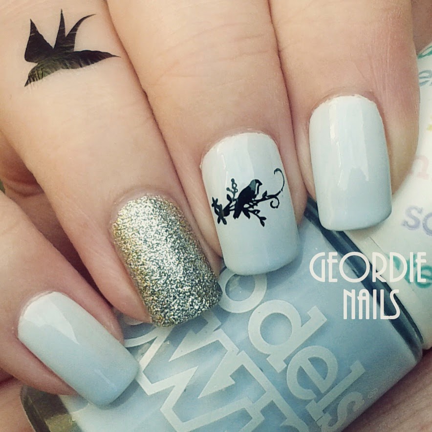 Geordie Nails: Flying Bird Manicure