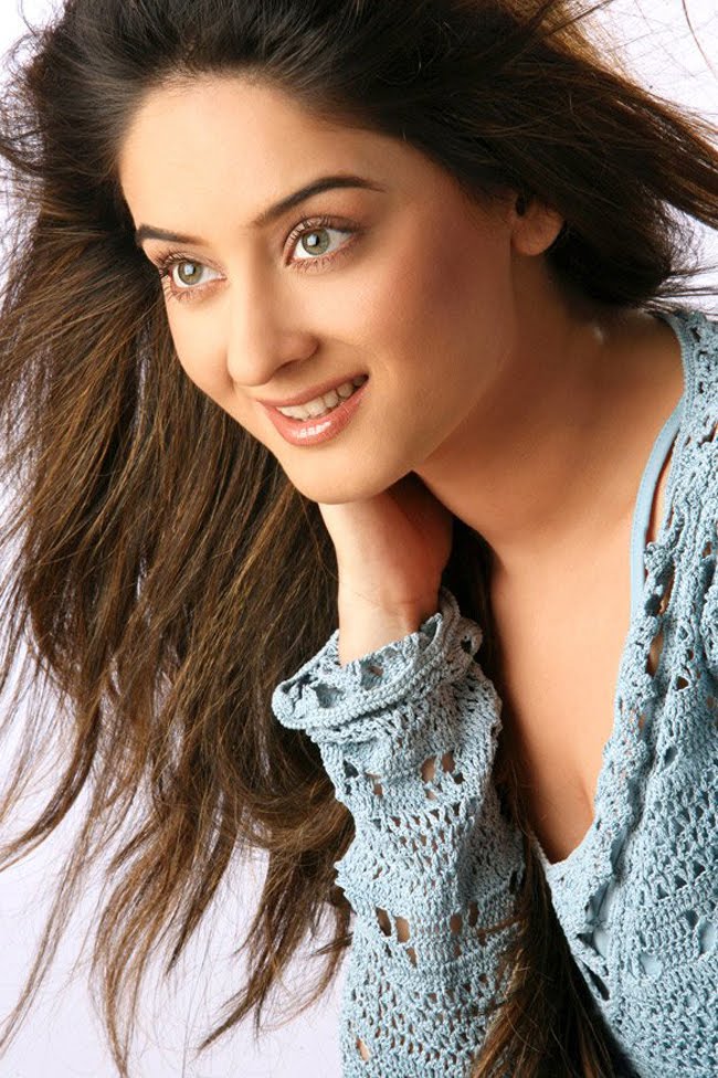 ` pretty small screen actress mAhi vij ` ~ Seductive Girl