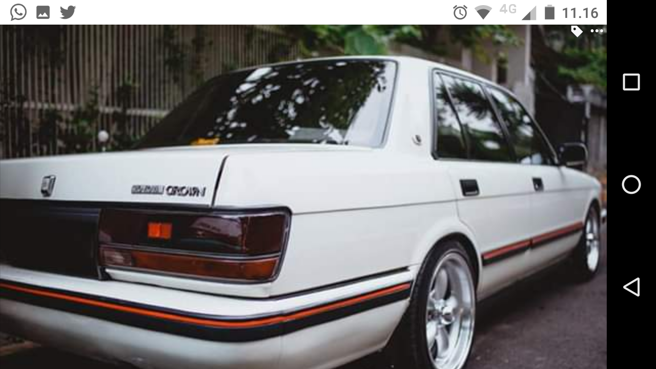 Toyota Crown Royal Saloon 1989 AT - LAPAK MOBIL DAN MOTOR BEKAS
