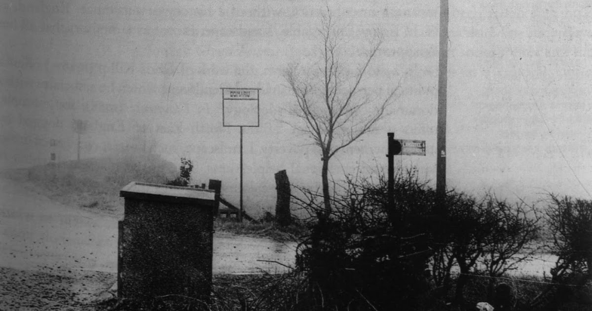 Lyssa humana: Photographer: Raymond Moore