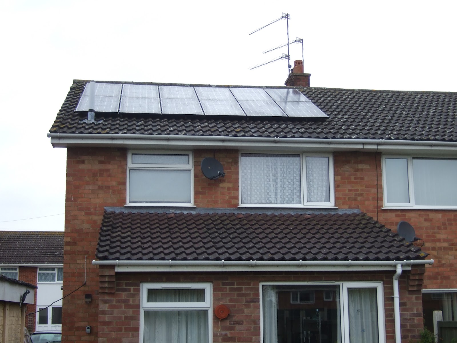 Latest Installations: 3 kWp Solar panel installation, using 12x Sanyo ...