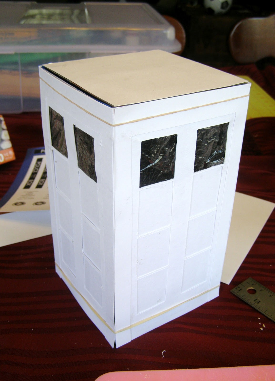 Just Folk Art: Making a TARDIS Gift Box